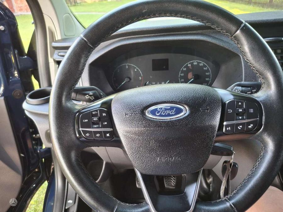 Blue Ford Transit Custom 2020 in Jurbarkas, with an engine capacity of 2.00 L and mileage of 119 thousand km for 14900 €, photo 20 on AUTOMOTO.COM.LV