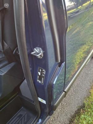Blue Ford Transit Custom 2020 in Jurbarkas, with an engine capacity of 2.00 L and mileage of 119 thousand km for 14900 €, photo 27 on AUTOMOTO.COM.LV