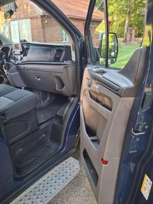 Blue Ford Transit Custom 2020 in Jurbarkas, with an engine capacity of 2.00 L and mileage of 119 thousand km for 14900 €, photo 32 on AUTOMOTO.COM.LV