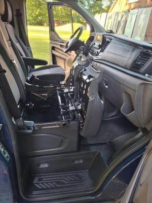 Blue Ford Transit Custom 2020 in Jurbarkas, with an engine capacity of 2.00 L and mileage of 119 thousand km for 14900 €, photo 35 on AUTOMOTO.COM.LV