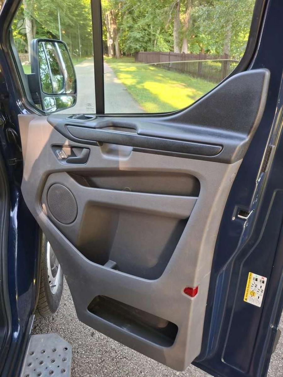 Blue Ford Transit Custom 2020 in Jurbarkas, with an engine capacity of 2.00 L and mileage of 119 thousand km for 14900 €, photo 36 on AUTOMOTO.COM.LV
