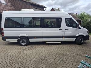 Blue Ford Transit Custom 2020 in Jurbarkas, with an engine capacity of 2.00 L and mileage of 119 thousand km for 14900 €, photo 47 on AUTOMOTO.COM.LV