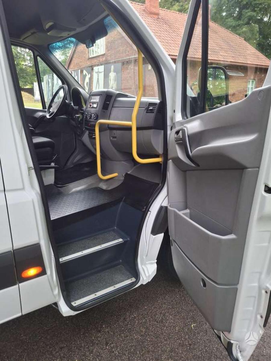 Blue Ford Transit Custom 2020 in Jurbarkas, with an engine capacity of 2.00 L and mileage of 119 thousand km for 14900 €, photo 53 on AUTOMOTO.COM.LV