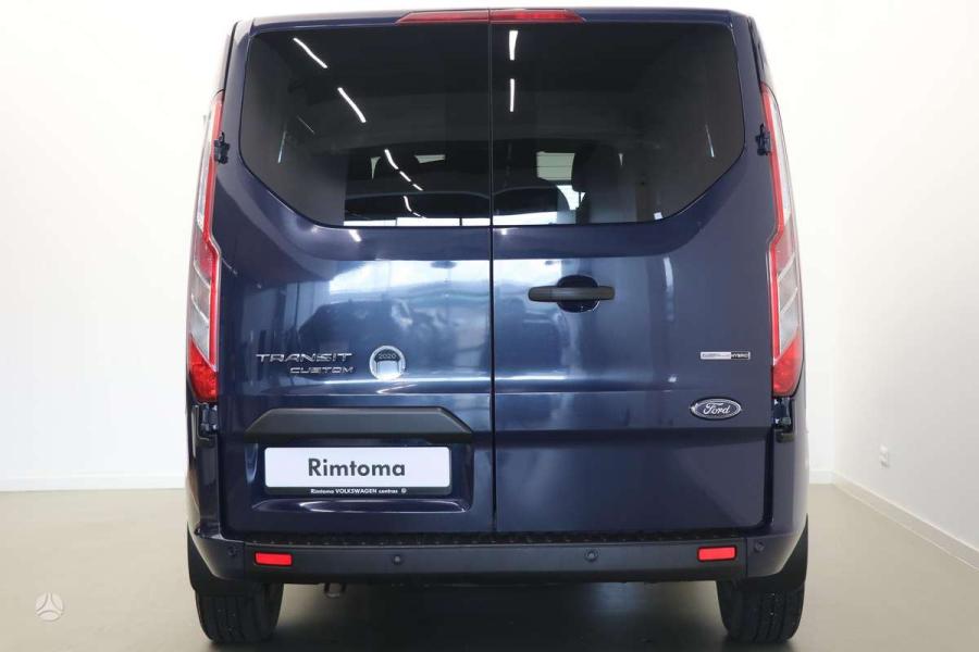 Blue Ford Transit Custom 2021 in Vilnius, with an engine capacity of 2.00 L and mileage of 154 thousand km for 20490 €, photo 7 on AUTOMOTO.COM.LV