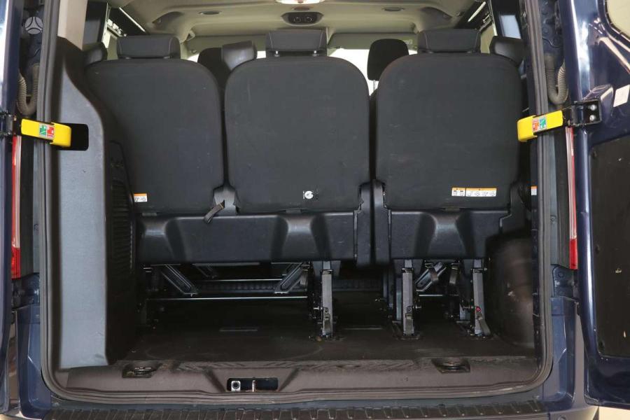 Blue Ford Transit Custom 2021 in Vilnius, with an engine capacity of 2.00 L and mileage of 154 thousand km for 19790 €, photo 8 on AUTOMOTO.COM.LV