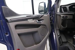 Blue Ford Transit Custom 2021 in Vilnius, with an engine capacity of 2.00 L and mileage of 154 thousand km for 19790 €, photo 15 on AUTOMOTO.COM.LV
