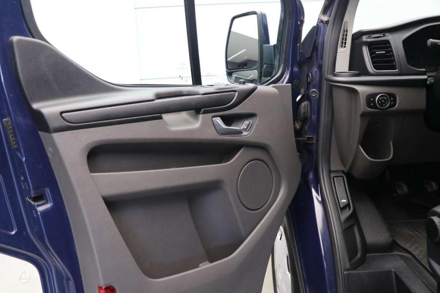 Blue Ford Transit Custom 2021 in Vilnius, with an engine capacity of 2.00 L and mileage of 154 thousand km for 19790 €, photo 15 on AUTOMOTO.COM.LV