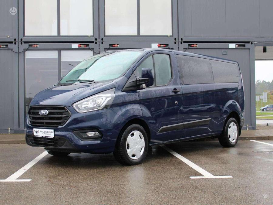 Blue Ford Transit Custom 2022 in Vilnius, with an engine capacity of 2.00 L and mileage of 135 thousand km for 22350 €, photo 1 on AUTOMOTO.COM.LV
