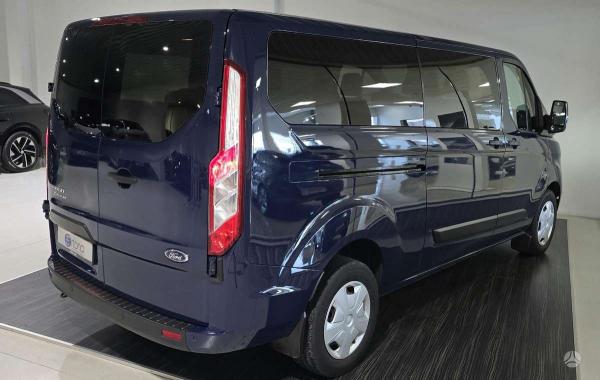 Blue Ford Transit Custom 2023 in Siauliai, with an engine capacity of 2.00 L and mileage of 67 thousand km for 25000 €, photo 3 on AUTOMOTO.COM.LV