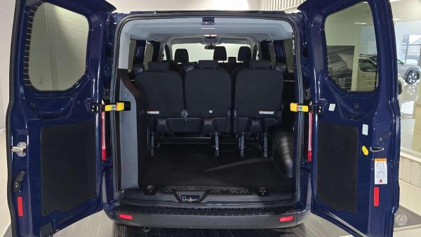 Blue Ford Transit Custom 2023 in Siauliai, with an engine capacity of 2.00 L and mileage of 67 thousand km for 25000 €, photo 11 on AUTOMOTO.COM.LV