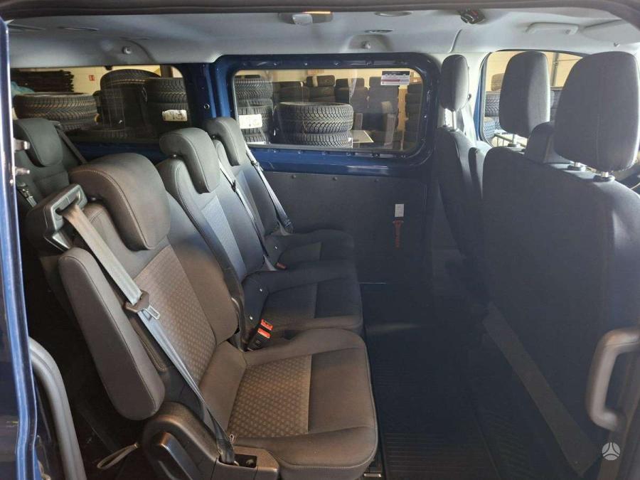 Blue Ford Transit Custom 2023 in Klaipeda, with an engine capacity of 2.00 L and mileage of 102 thousand km for 21780 €, photo 9 on AUTOMOTO.COM.LV