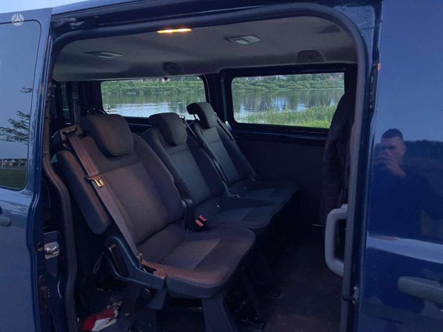 Blue Ford Transit Custom 2023 in Zarasai, with an engine capacity of 2.00 L and mileage of 650 thousand km for 10000 €, photo 11 on AUTOMOTO.COM.LV