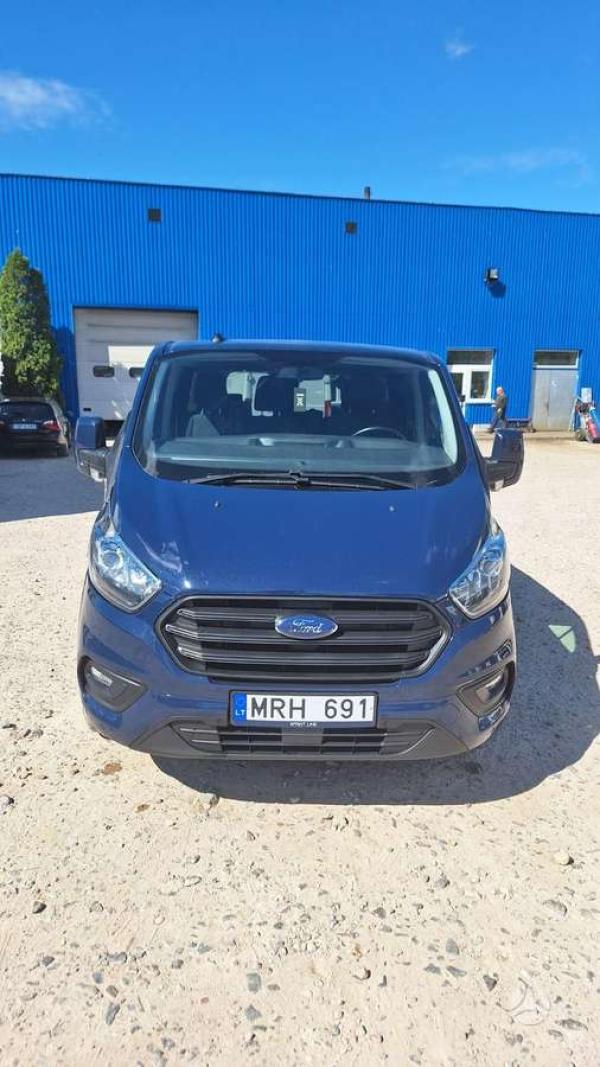 Blue Ford Transit Custom 2023 in Druskininkai, with an engine capacity of 2.00 L and mileage of 250 thousand km for 17500 €, photo 6 on AUTOMOTO.COM.LV