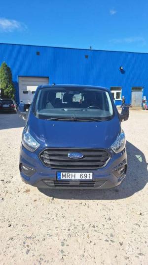 Blue Ford Transit Custom 2023 in Druskininkai, with an engine capacity of 2.00 L and mileage of 250 thousand km for 17500 €, photo 7 on AUTOMOTO.COM.LV