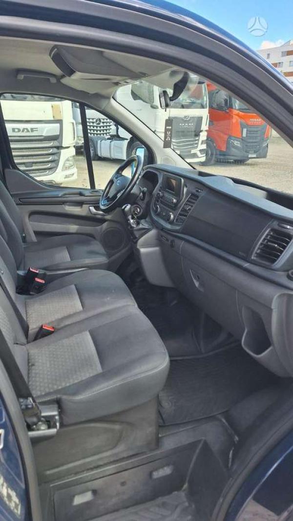 Blue Ford Transit Custom 2023 in Druskininkai, with an engine capacity of 2.00 L and mileage of 250 thousand km for 17500 €, photo 10 on AUTOMOTO.COM.LV