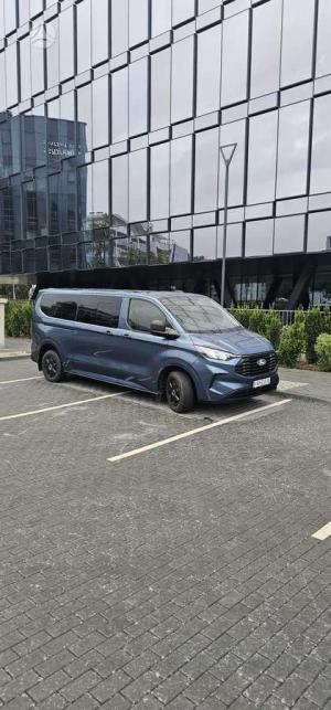 Zils Ford Transit Custom 2025 Viļņa, ar dzinēja tilpumu 2.00 L un nobraukumu 13 tūkst. km par 40475 €, foto 6 vietnē AUTOMOTO.COM.LV