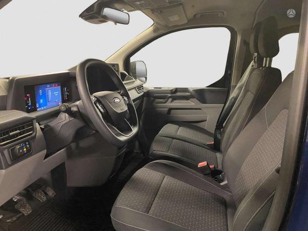 Zils Ford Transit Custom 2025 Klaipėda, ar dzinēja tilpumu 2.00 L un nobraukumu 49 tūkst. km par 31702 €, foto 7 vietnē AUTOMOTO.COM.LV