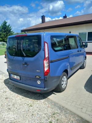 Zils Ford Transit Custom 2014 Trakai, ar dzinēja tilpumu 2.20 L un nobraukumu 48 tūkst. km par 15000 €, foto 3 vietnē AUTOMOTO.COM.LV