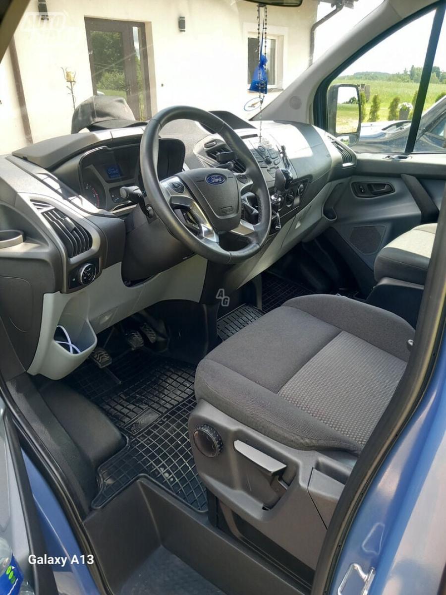 Zils Ford Transit Custom 2014 Trakai, ar dzinēja tilpumu 2.20 L un nobraukumu 48 tūkst. km par 15000 €, foto 4 vietnē AUTOMOTO.COM.LV