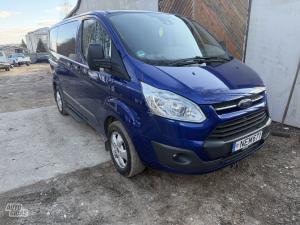 Blue Ford Transit Custom 2015 in Plunge, with an engine capacity of 2.20 L and mileage of 167 thousand km for 9800 €, photo  on AUTOMOTO.COM.LV