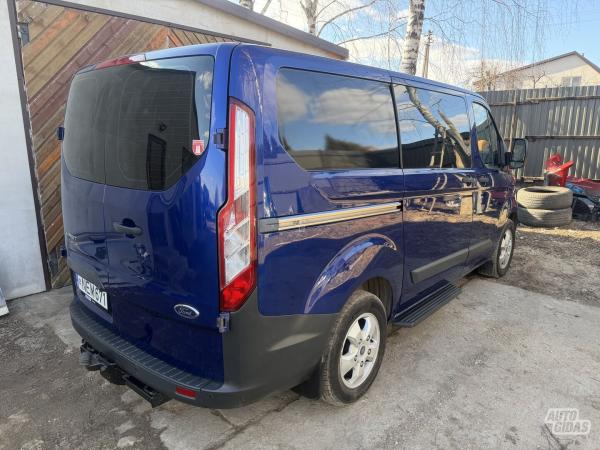 Blue Ford Transit Custom 2015 in Plunge, with an engine capacity of 2.20 L and mileage of 167 thousand km for 9800 €, photo 4 on AUTOMOTO.COM.LV