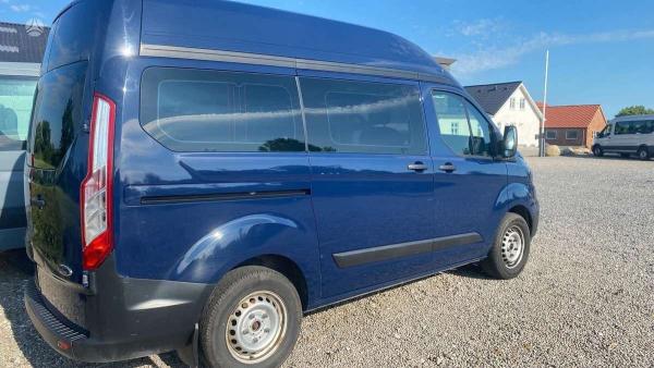 Zils Ford Transit Custom 2020 Prienai, ar dzinēja tilpumu 0.20 L un nobraukumu 165 tūkst. km par 12250 €, foto 2 vietnē AUTOMOTO.COM.LV