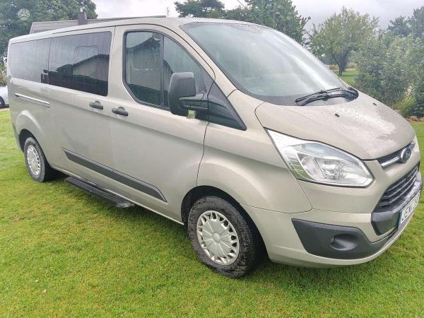 Ford Transit Custom 2014 in Panevezys on AUTOMOTO.COM.LV Brown Ford Transit Custom 2014 in Panevezys, with an engine capacity of 2.20 L and mileage of 402 thousand km for 10999 €, photo 5 on AUTOMOTO.COM.LV