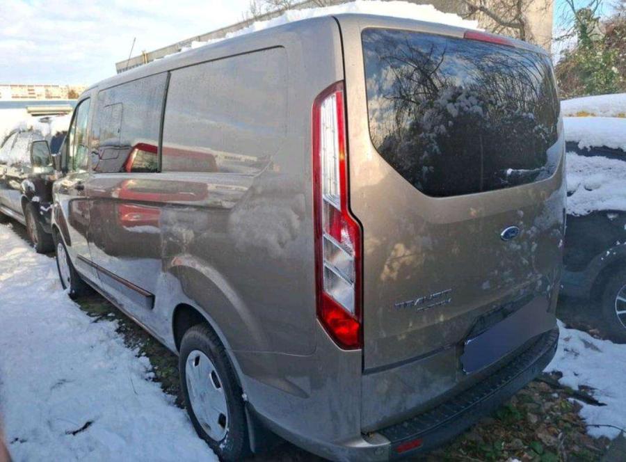 Brūns Ford Transit Custom 2018 Marijampole, ar dzinēja tilpumu 1.99 L un nobraukumu 273 tūkst. km par 11300 €, foto 2 vietnē AUTOMOTO.COM.LV