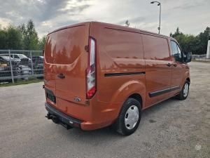 Brown Ford Transit Custom 2019 in Pakruojis, with an engine capacity of 2.00 L and mileage of 211 thousand km for 9500 €, photo 5 on AUTOMOTO.COM.LV