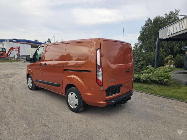 Brūns Ford Transit Custom 2019 Pakruojis, ar dzinēja tilpumu 2.00 L un nobraukumu 211 tūkst. km par 9500 €, foto 5 vietnē AUTOMOTO.COM.LV