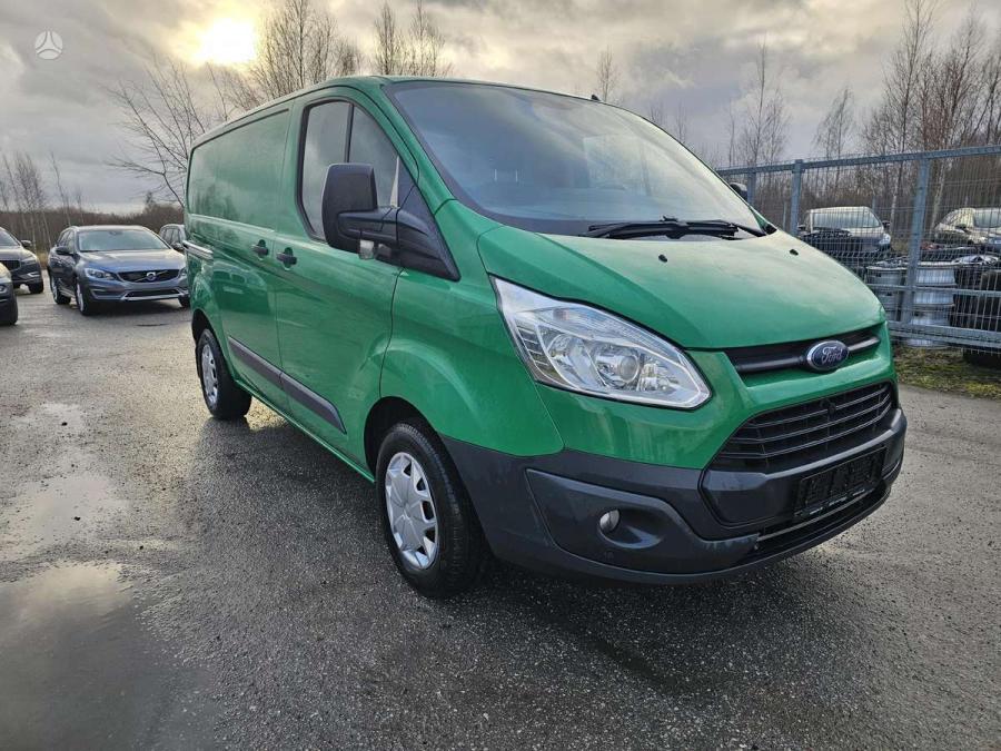 Zaļš Ford Transit Custom 2017 Pakruojis, ar dzinēja tilpumu 2.00 L un nobraukumu 162 tūkst. km par 7400 €, foto 2 vietnē AUTOMOTO.COM.LV