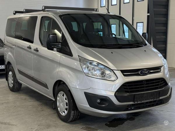 Grey Ford Transit Custom 2013 in Marijampole, with an engine capacity of 2.20 L and mileage of 186 thousand km for 11500 €, photo 1 on AUTOMOTO.COM.LV