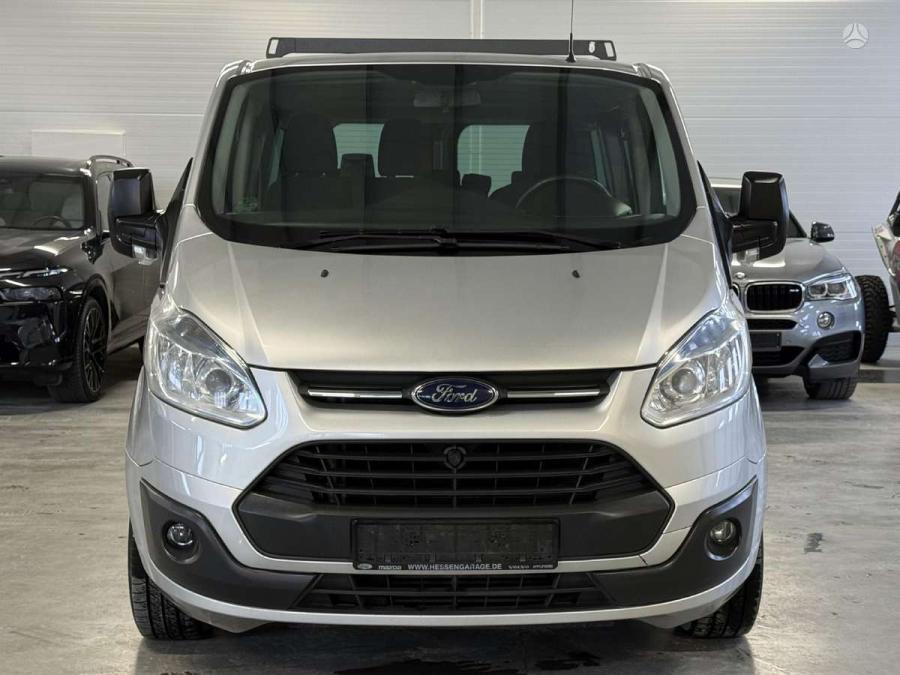Grey Ford Transit Custom 2013 in Marijampole, with an engine capacity of 2.20 L and mileage of 186 thousand km for 11500 €, photo 3 on AUTOMOTO.COM.LV