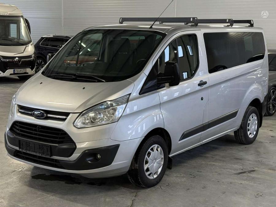 Grey Ford Transit Custom 2013 in Marijampole, with an engine capacity of 2.20 L and mileage of 186 thousand km for 11500 €, photo 9 on AUTOMOTO.COM.LV