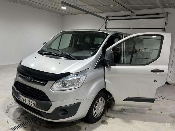 Grey Ford Transit Custom 2014 in Silale, with an engine capacity of 2.20 L and mileage of 387 thousand km for 9400 €, photo 1 on AUTOMOTO.COM.LV