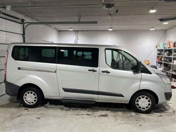 Grey Ford Transit Custom 2014 in Silale, with an engine capacity of 2.20 L and mileage of 387 thousand km for 9400 €, photo 3 on AUTOMOTO.COM.LV