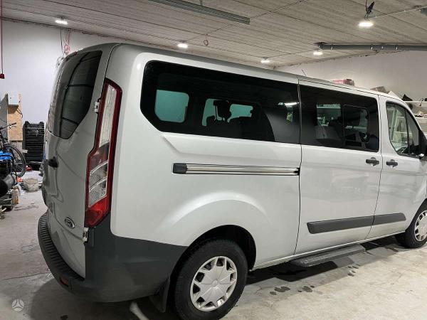 Grey Ford Transit Custom 2014 in Silale, with an engine capacity of 2.20 L and mileage of 387 thousand km for 9400 €, photo 4 on AUTOMOTO.COM.LV