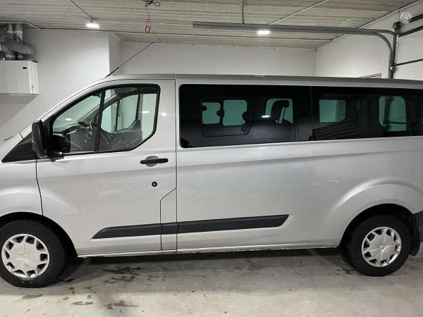 Grey Ford Transit Custom 2014 in Silale, with an engine capacity of 2.20 L and mileage of 387 thousand km for 9400 €, photo 5 on AUTOMOTO.COM.LV
