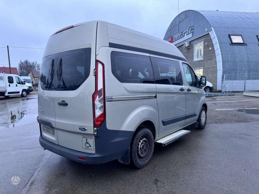 Grey Ford Transit Custom 2014 in Radviliskis, with an engine capacity of 2.20 L and mileage of 223 thousand km for 6250 €, photo 5 on AUTOMOTO.COM.LV