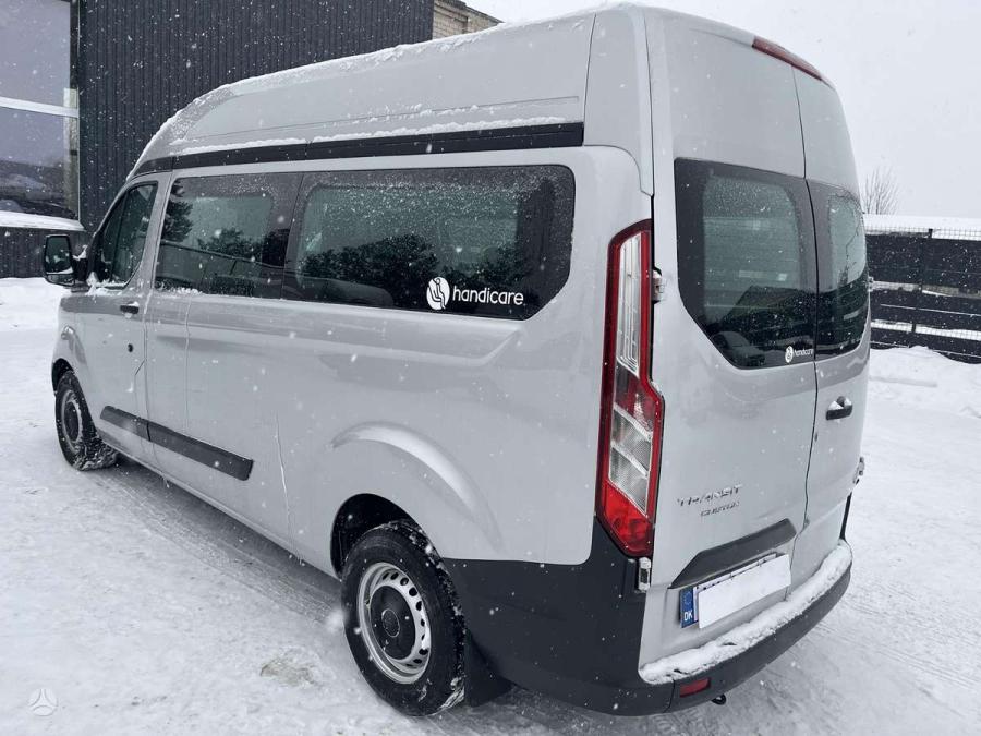 Grey Ford Transit Custom 2014 in Taurage, with an engine capacity of 2.20 L and mileage of 236 thousand km for 9500 €, photo 4 on AUTOMOTO.COM.LV