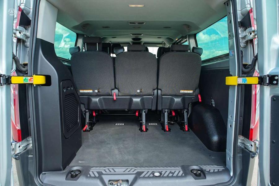 Pelēks Ford Transit Custom 2014 Marijampole, ar dzinēja tilpumu 2.20 L un nobraukumu 274 tūkst. km par 10950 €, foto 14 vietnē AUTOMOTO.COM.LV
