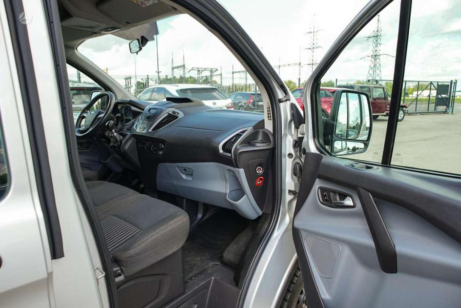 Pelēks Ford Transit Custom 2014 Marijampole, ar dzinēja tilpumu 2.20 L un nobraukumu 274 tūkst. km par 10950 €, foto 28 vietnē AUTOMOTO.COM.LV