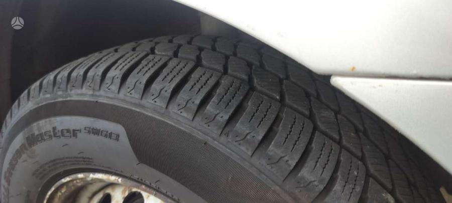Pelēks Ford Transit Custom 2014 Viļņa, ar dzinēja tilpumu 2.20 L un nobraukumu 175 tūkst. km par 8299 €, foto 10 vietnē AUTOMOTO.COM.LV