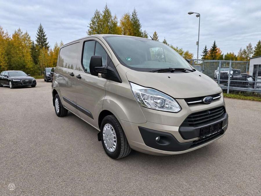 Grey Ford Transit Custom 2014 in Pakruojis, with an engine capacity of 2.20 L and mileage of 207 thousand km for 5400 €, photo 3 on AUTOMOTO.COM.LV