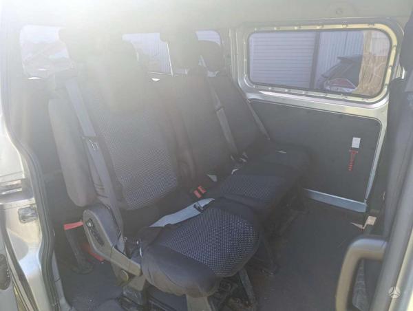 Pelēks Ford Transit Custom 2015 Klaipėda, ar dzinēja tilpumu 2.20 L un nobraukumu 234 tūkst. km par 8200 €, foto 7 vietnē AUTOMOTO.COM.LV