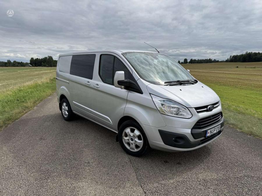 Grey Ford Transit Custom 2015 in Prienai, with an engine capacity of 2.20 L and mileage of 245 thousand km for 5350 €, photo 1 on AUTOMOTO.COM.LV
