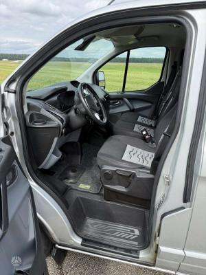 Grey Ford Transit Custom 2015 in Prienai, with an engine capacity of 2.20 L and mileage of 245 thousand km for 5350 €, photo 6 on AUTOMOTO.COM.LV