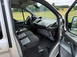 Grey Ford Transit Custom 2015 in Prienai, with an engine capacity of 2.20 L and mileage of 245 thousand km for 5350 €, photo 10 on AUTOMOTO.COM.LV