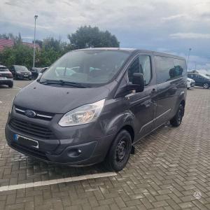 Pelēks Ford Transit Custom 2015 Tauragė, ar dzinēja tilpumu 2.20 L un nobraukumu 223 tūkst. km par 9600 €, foto  vietnē AUTOMOTO.COM.LV