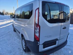 Pelēks Ford Transit Custom 2016 Marijampole, ar dzinēja tilpumu 2.00 L un nobraukumu 154 tūkst. km par 8700 €, foto 3 vietnē AUTOMOTO.COM.LV